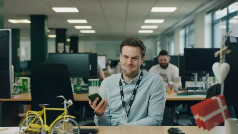 Fold7's new Carlsberg ad, Mean Tweets, questions whether it actually is 'probably the best beer in the world' 5046_4