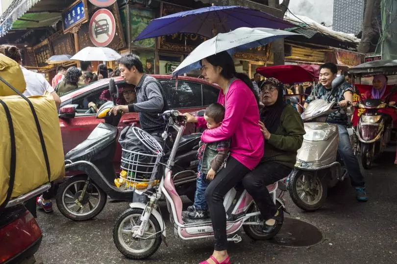 Made in China: Gadefotograf fanger nutidig kultur på kamera 5149_11