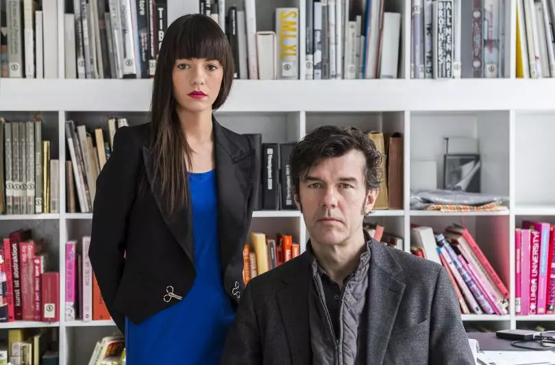 Wewengkon pers dina [Sagmeister & Walsh](https://sagmeisterwalsh.com/press/) situs web nampilkeun potret kualitas