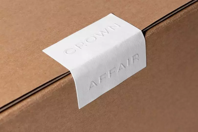 La nouvelle identité de Placeholder pour Crown Affair qui espère faire du soin des cheveux un 