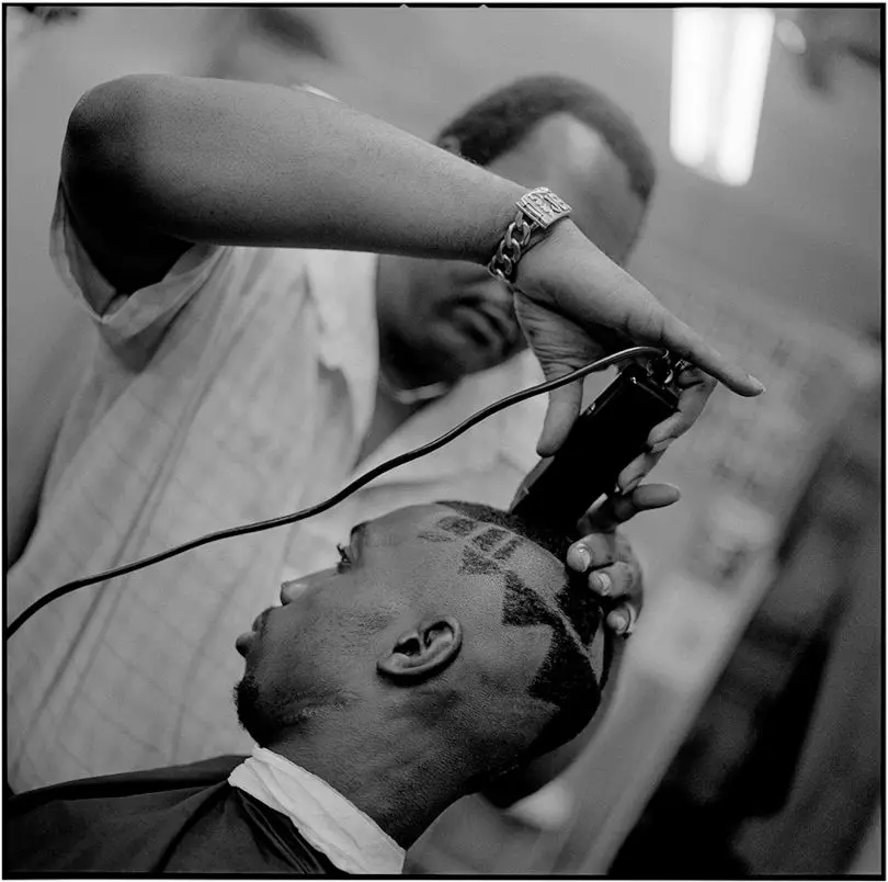 Pattern Cut, Barber Shop ng Bahay © Jeffrey Henson Scales