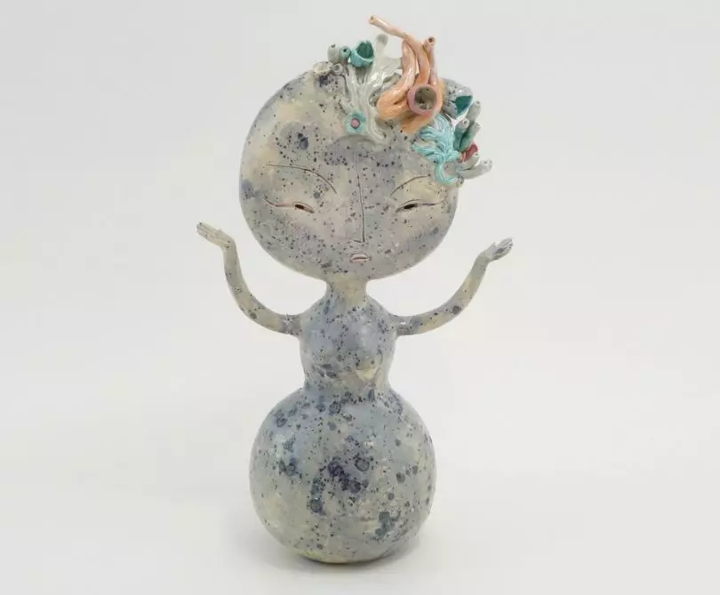 Léif, sprëtzeg Keramik Skulpturen sinn inspiréiert vum déiwe Geescht an dem Dramzoustand 5508_1