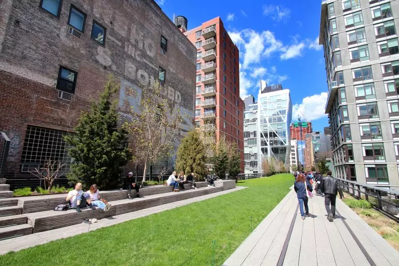 The High Line - Setšoantšo se laetsoe ke Adobe Stock