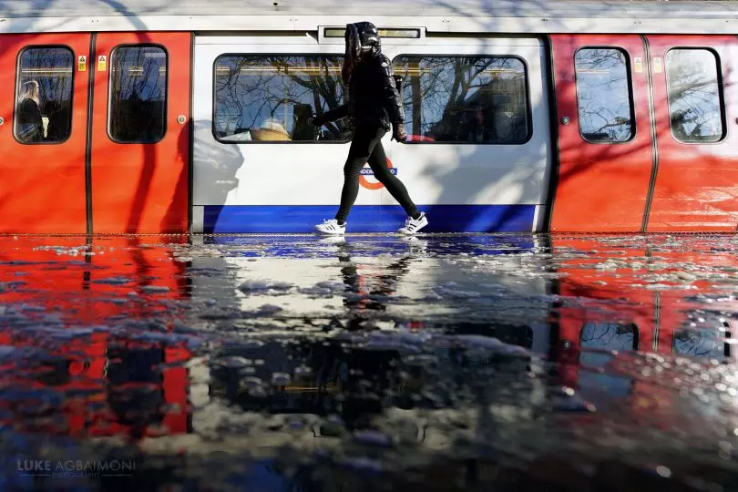 The Tube Mapper: Misean an ghrianghrafadóra Luke Agbaimoni gach stáisiún Londain Faoi Thalamh a dhoiciméadú 5773_1