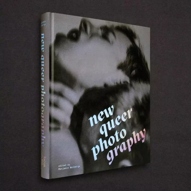 Nova capa de Fotografia Queer