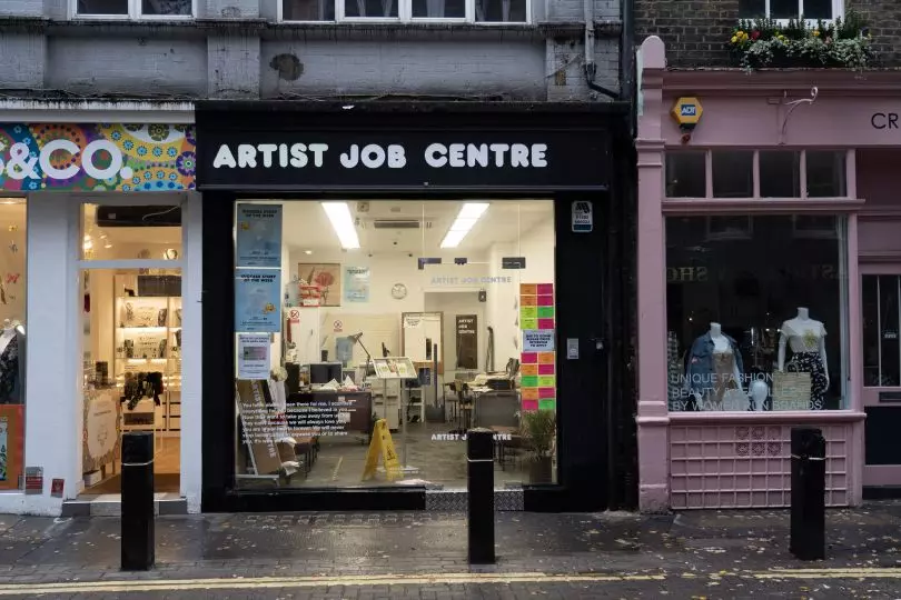 Stuart Semple, Centre d'emploi des artistes. Photo: Jamie James