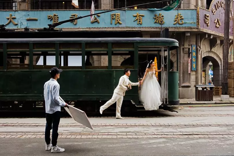 Sessão de fotos de casamento, Shanghai Film Park © Mark Parascandola