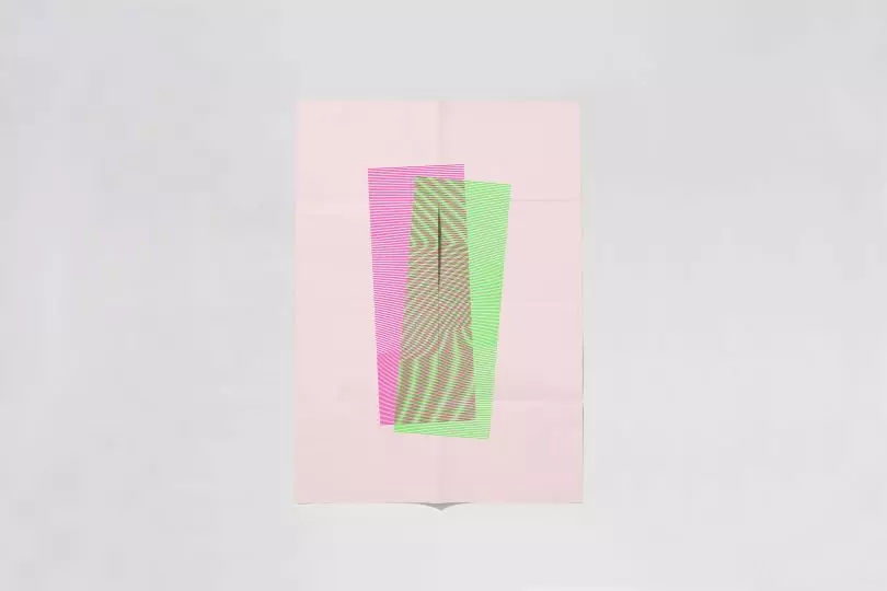 De fluorescerende posters met zeefdruk van Dan Mather verkennen het moirépatroon en de overdruk 6165_4