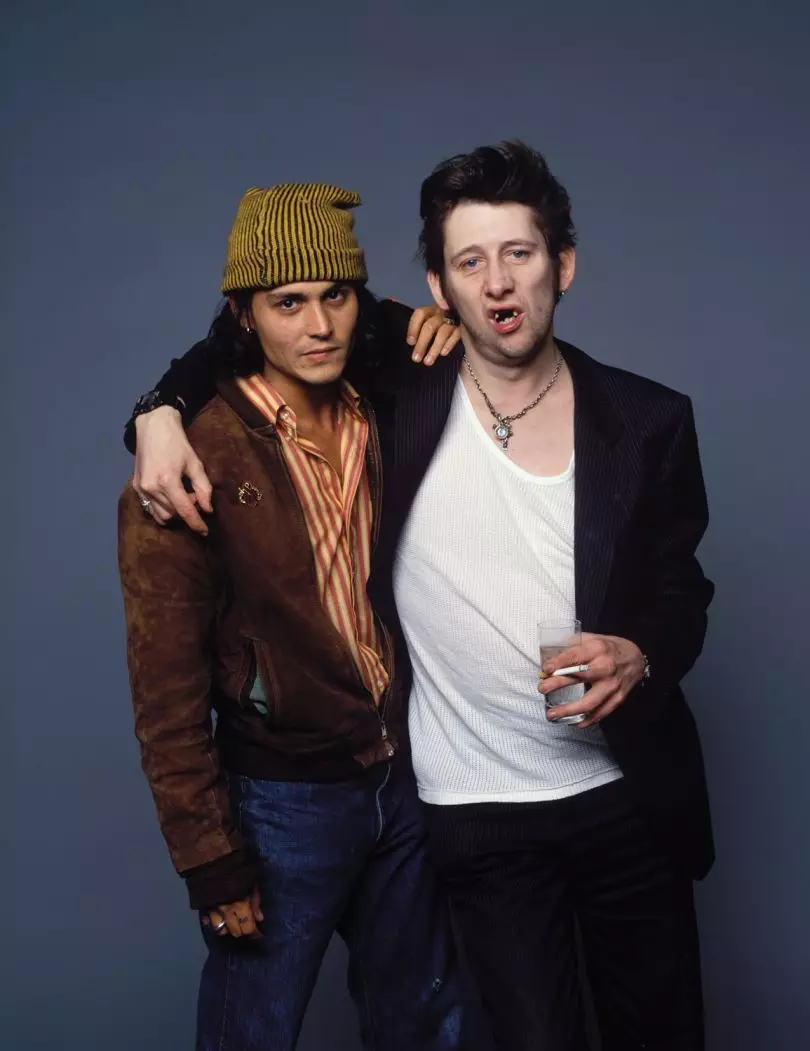 Johnny Depp e Shane MacGowan, Holborn Studios, 1996. © Derek Ridgers