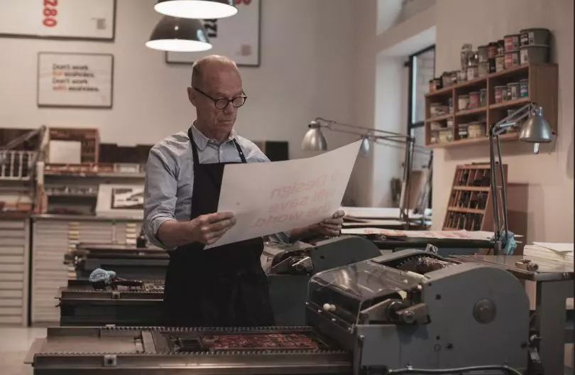 Erik Spiekermannが、未完成のフォントに新しい命を吹き込み、嫌いな人のために働いていないことと、無料で何も得られないことについて 6401_16