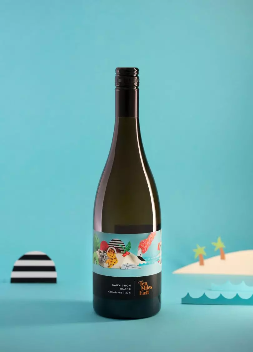 L'artiste du papier Sam Pierpoint collabore avec PDCO pour créer des étiquettes de vin pour Ten Miles East 7055_9