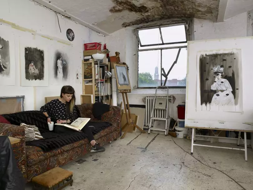 Artis Manchester Rachel Goodyear mengajak kita berkeliling studionya di Islington Mill 7158_16