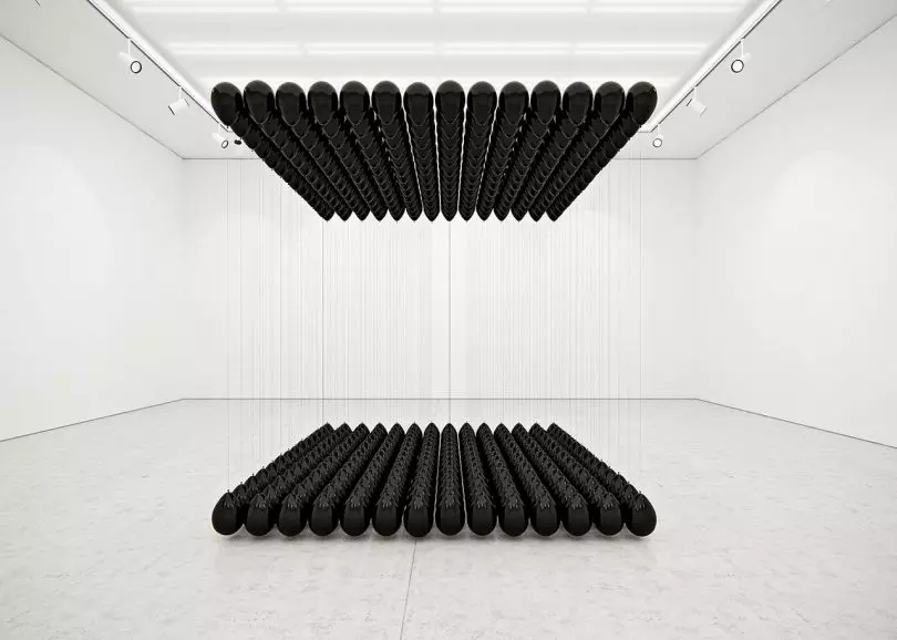Črni baloni: Nenavadna preprostost začasnih skulptur, napolnjenih z zrakom 7239_10