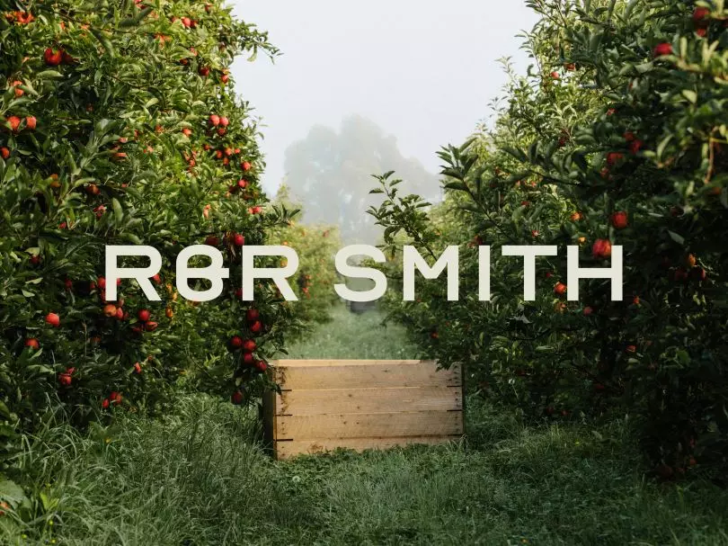 R&R Smith Apples Logotype dan grafik wira (2020) | Arah & Reka Bentuk: Megan Perkins | Foto: Sam Shelley