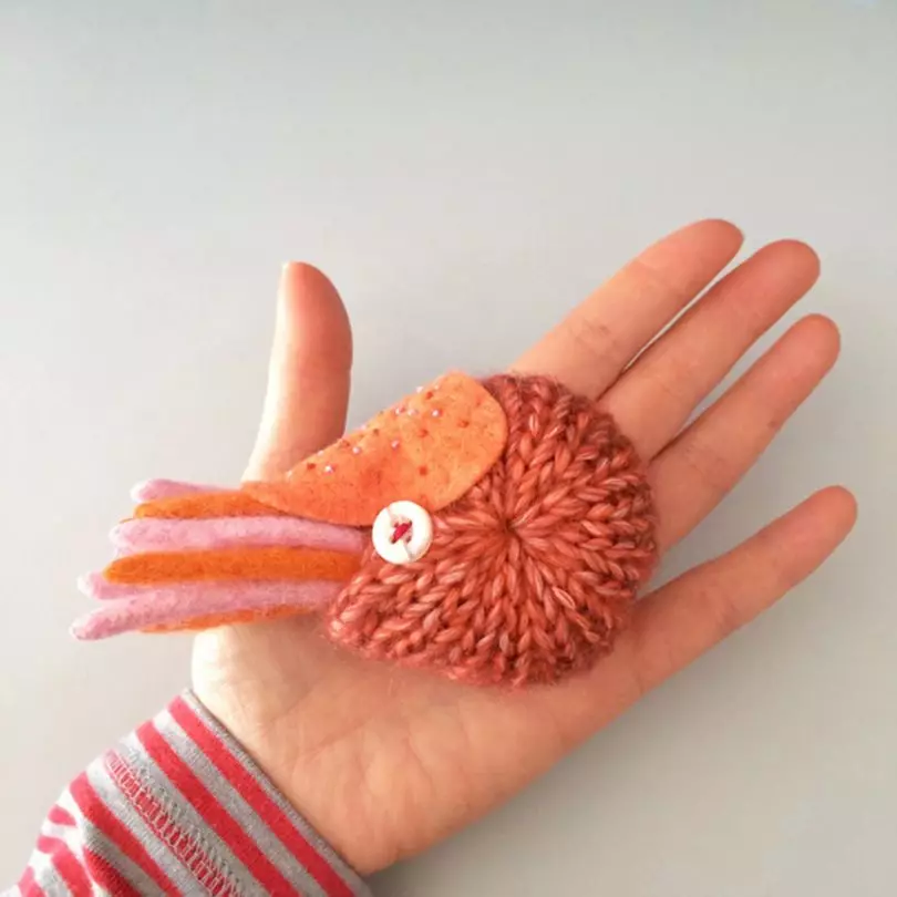 Nautilus Brooches: Portebla felta arto de mara vivo kreita de Hiné Mizushima 7266_8