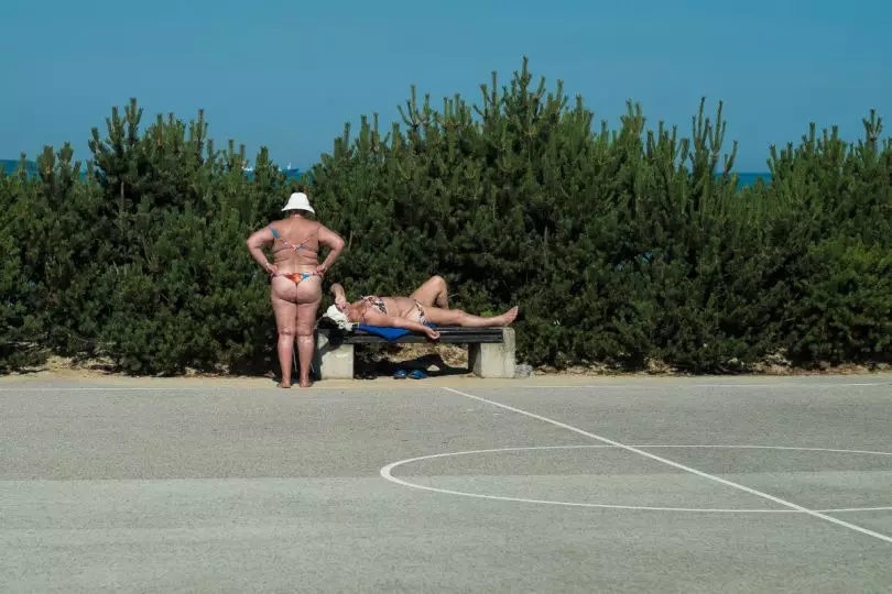 Beach Ready: Charming photographs of Estonians making the most of the sunshine 7464_12
