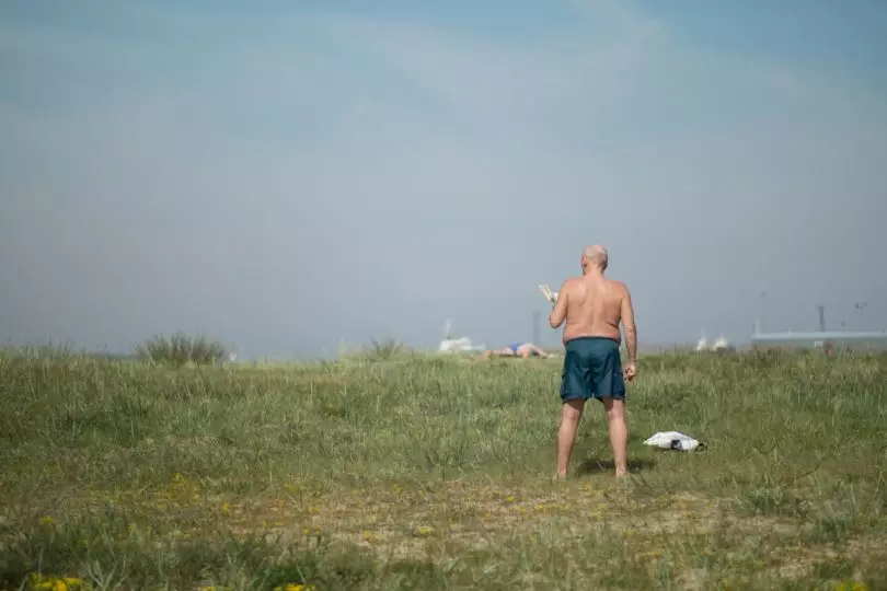Beach Ready: Charming photographs of Estonians making the most of the sunshine 7464_7