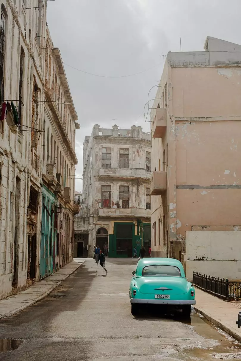 Справжня Куба: фотограф Чарлі Кліфт документує дивовижну реальність Куби 7469_2