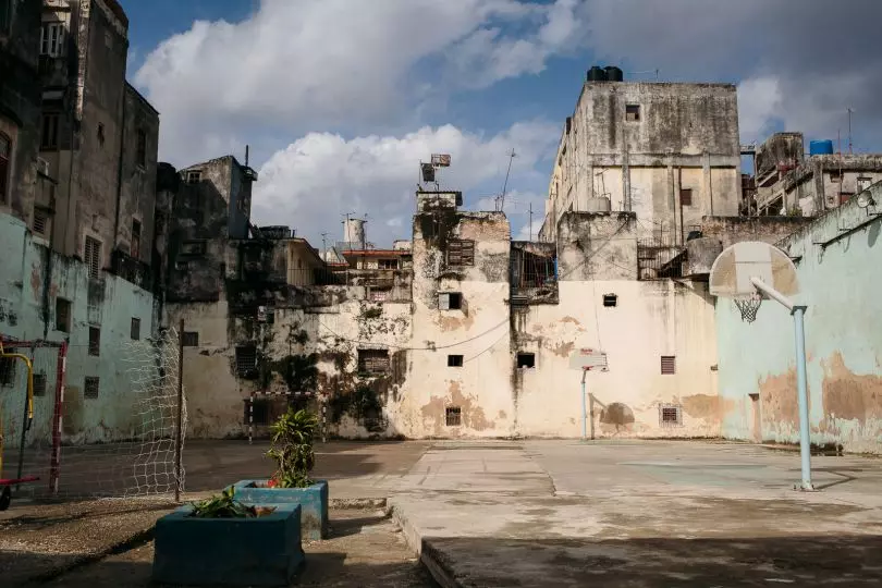 Справжня Куба: фотограф Чарлі Кліфт документує дивовижну реальність Куби 7469_6