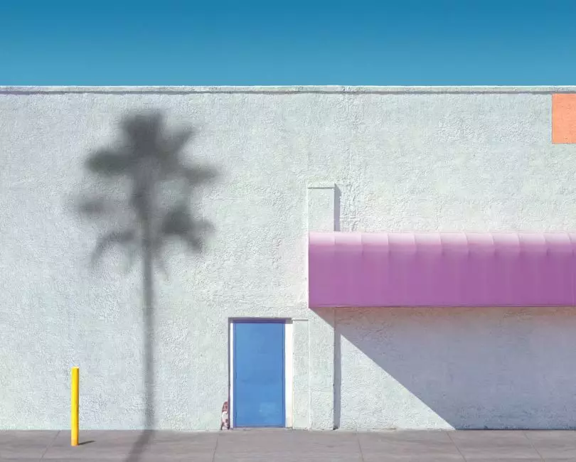 Awning Pembe bi Orange, 2018 © George Byrne