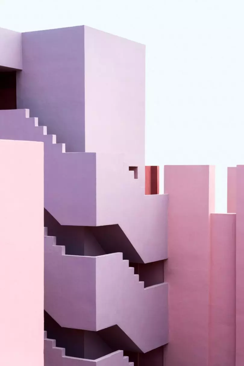 Candyland: Nick Frank rockt de casbah met zoete minimalistische beelden van The Red Wall 8340_3