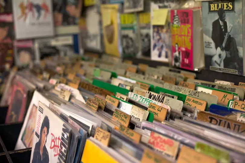 On The Beat Record shop, Londain, Samhain, 2013