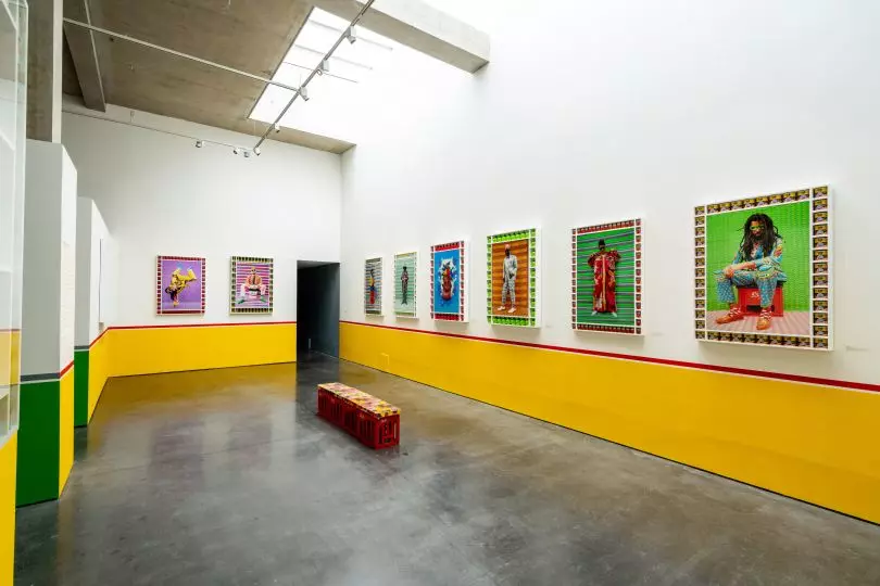 My Rock Stars Series door Hassan Hajjaj bij New Art Exchange. Fotograaf Reece Straw, met dank aan New Art Exchange