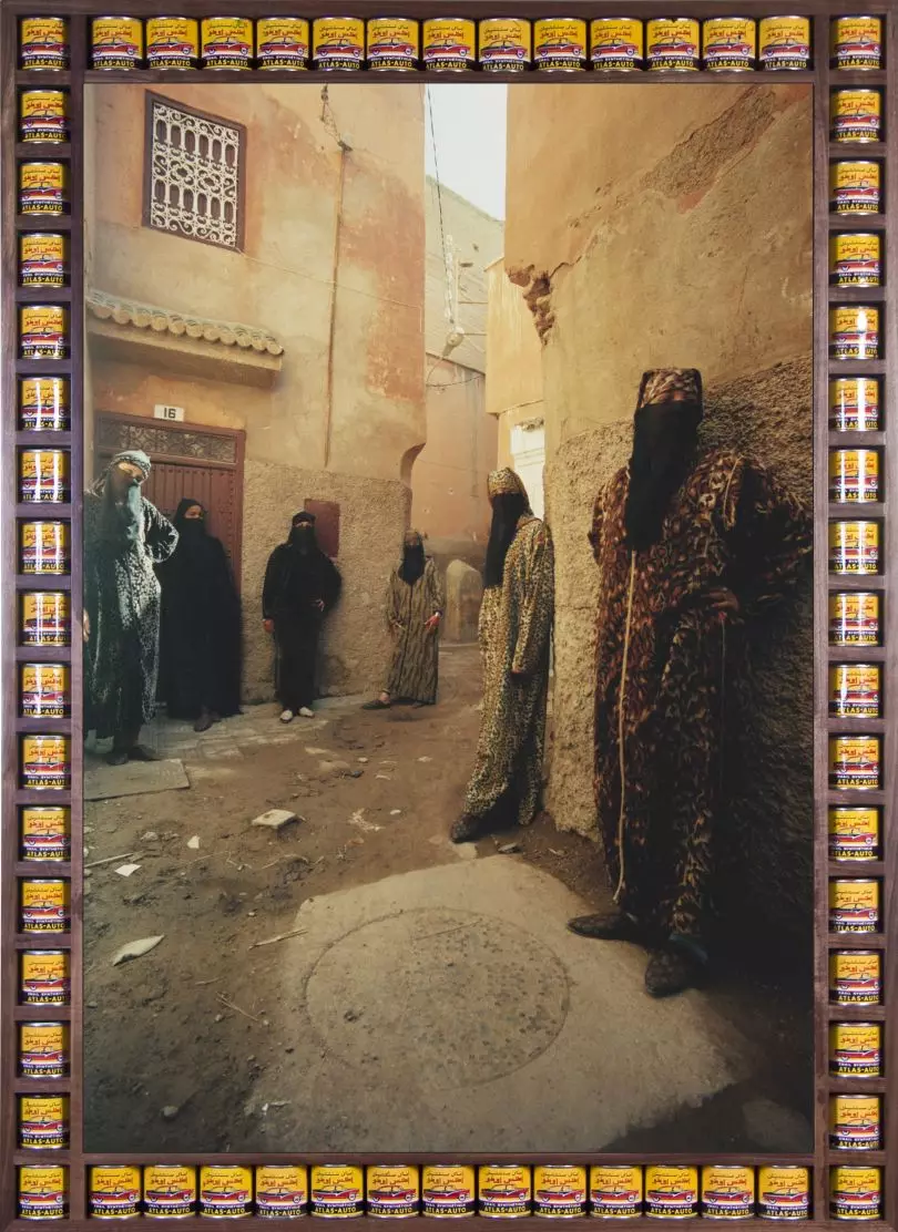 Hassan Hajjaj, Hangin', 2000 m