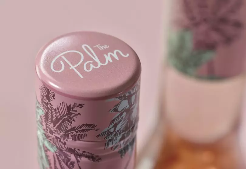 Design Bridge's evocative, California cool branding alang sa The Palm: usa ka bag-ong rosé 8728_3