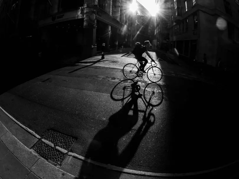 Fisheyed London: Fotografer menangkap pemandangan jalan-jalan ibu kota yang sangat luas 8799_4