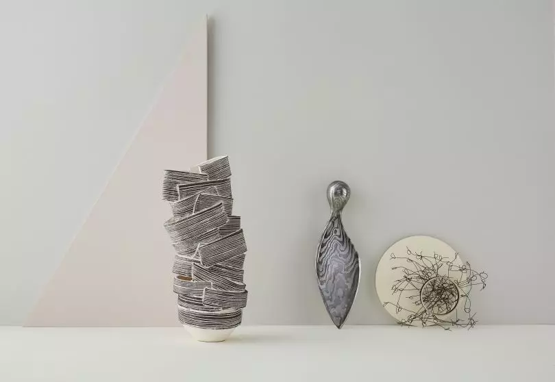 Skulptur av Bronwen Grieves, Sycamore Knife av Leszek Sikon, Explosion av Emma Strathdee. Fotografi av Yeshen Venema