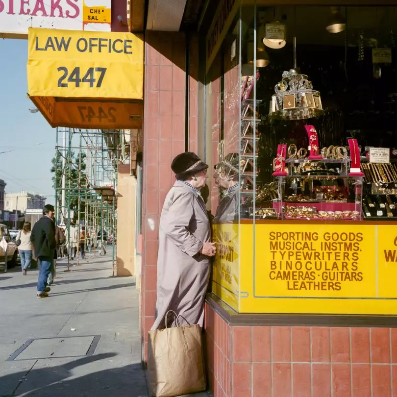 Lombard, Mission Street, 1984 © Janet Delaney