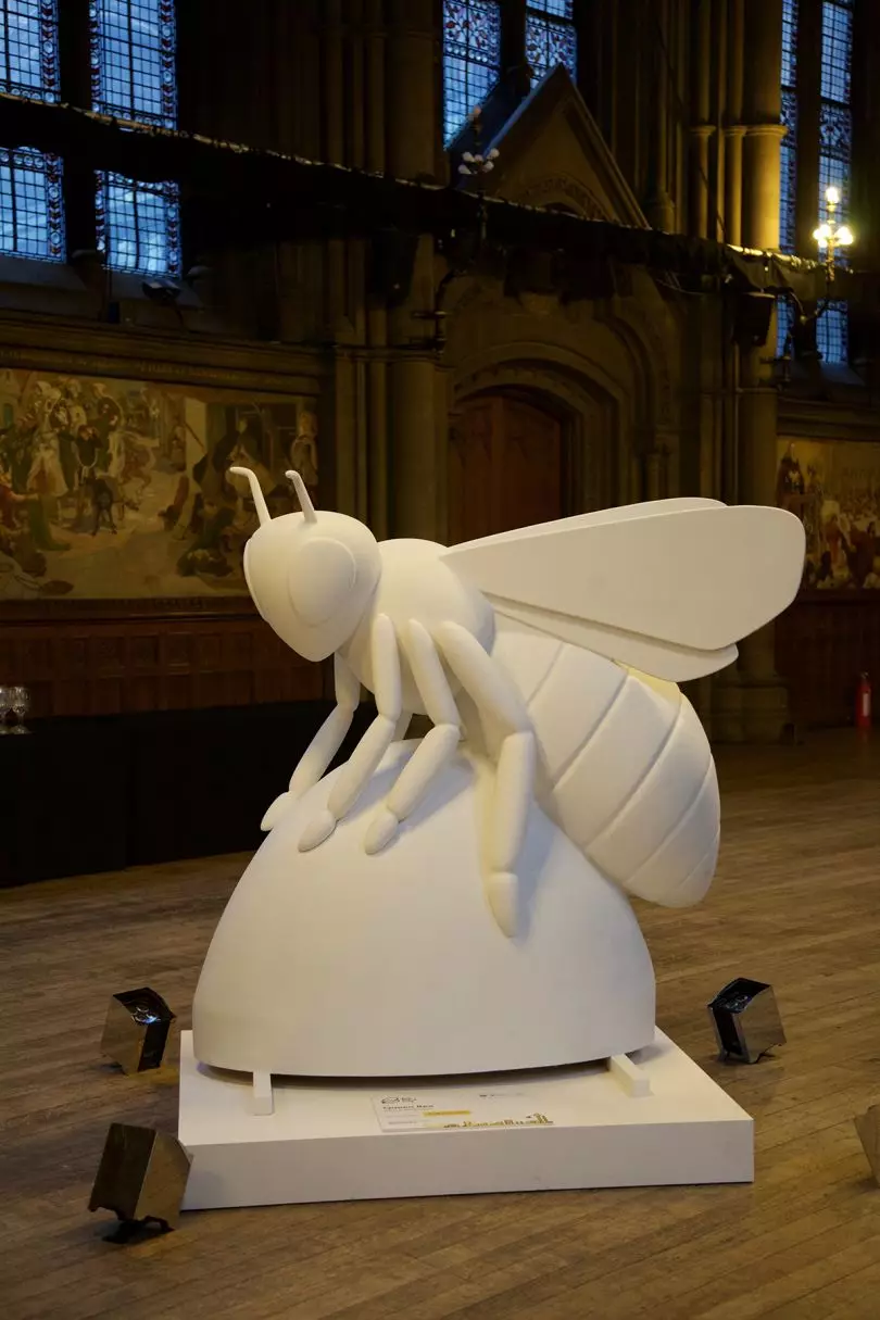 Bee in the City: Manchester nyolcvan óriási mézelő méhszobrot fogad 8928_4