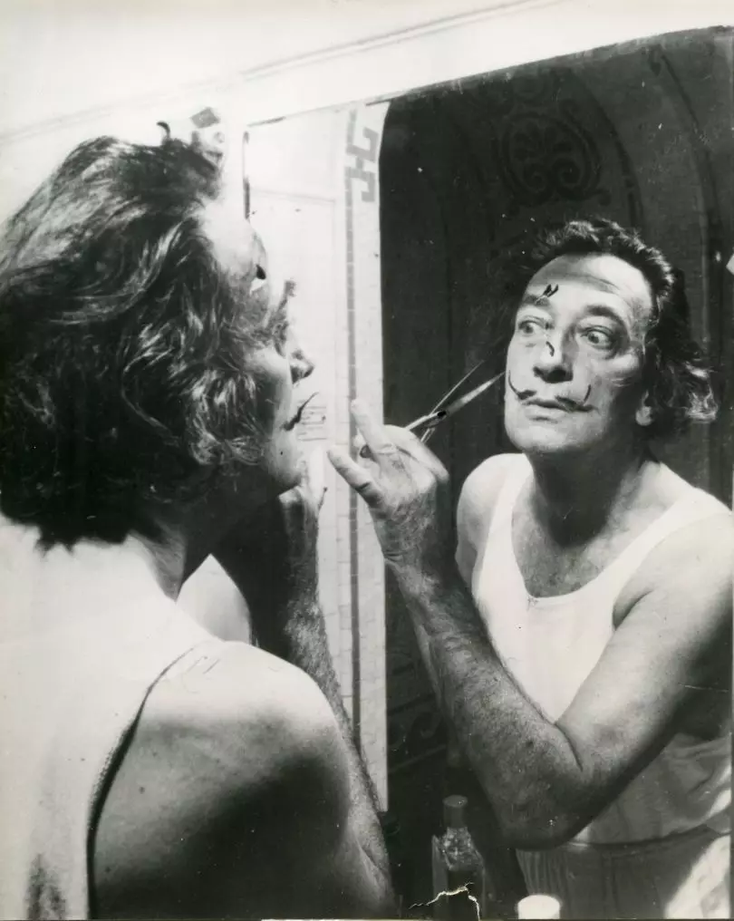 Salvador Dali နှင့် Picasso တို့၏ မမြင်ဖူးသော ဓာတ်ပုံများကို ထုတ်ဖော်ပြသခဲ့သည်။ 9008_1