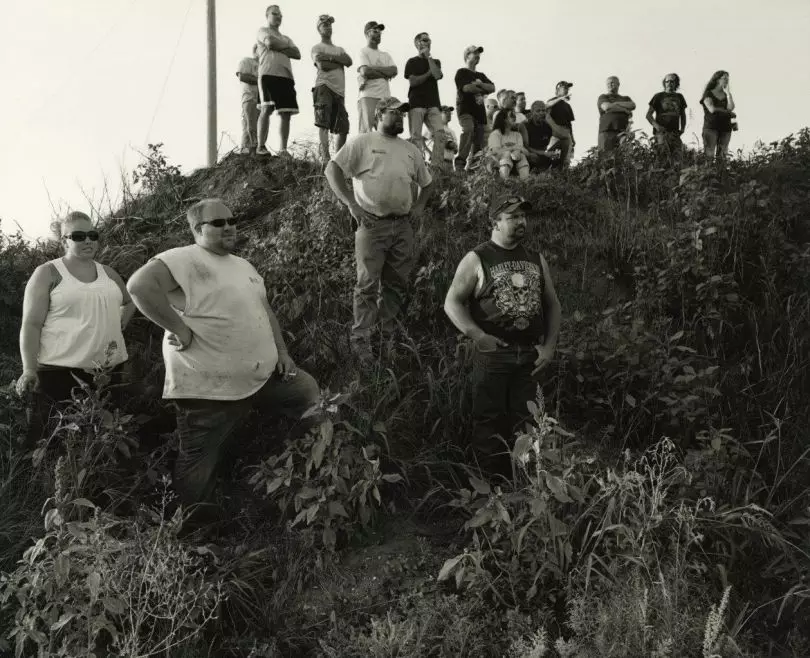 Fans in the Weeds, Juli 2015 | Ofbyldings copyright Tom Arndt, mei hoflikens fan Howard Greenberg Gallery