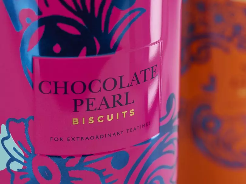 Design Bridge creates vibrant packaging for Fortnum & Mason’s core range of biscuits 9061_6