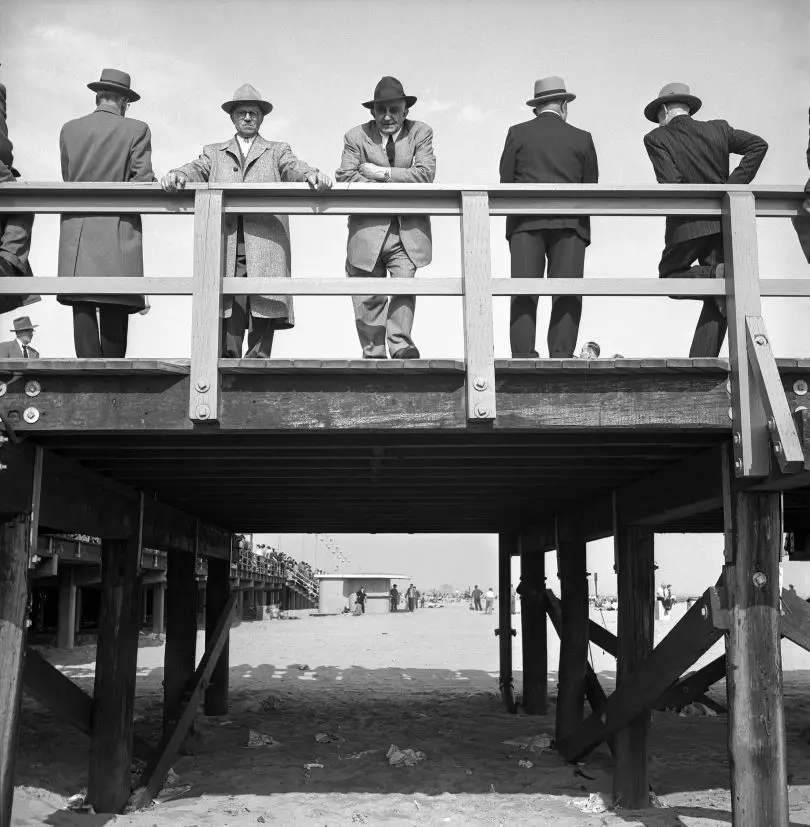 Manne in Fedoras, 1950 © Boedel van Harold Feinstein Alle regte voorbehou