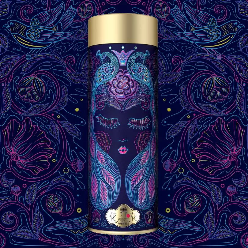 Blummen zu Flora Téi vum Wen Liu a Fang Li. Gewënner an der Packaging Design Kategorie, 2019-2020.