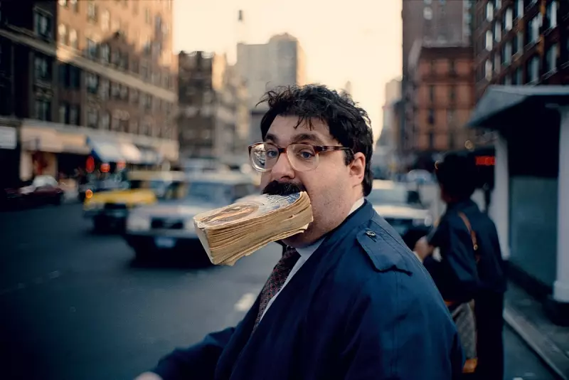 Seyirci: Joel Meyerowitz ve Colin Westerbeck tarafından sokak fotoğrafçılığının tarihi