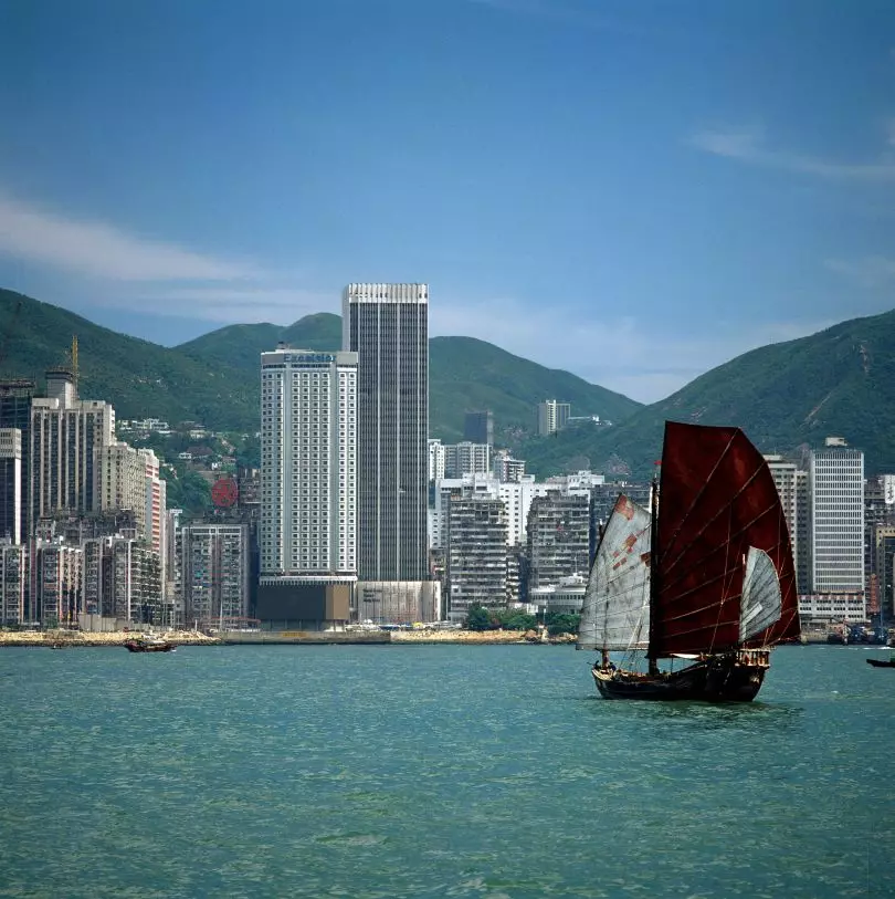 Nostalgické fotografie zachycující Hongkong v rozkvětu 70. a 80. let 9167_3
