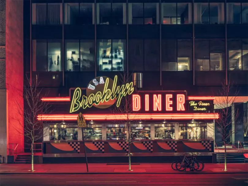 Light On: 사진가 Franck Bohbot은 밤에 도시의 매혹적인 면을 포착합니다. 9180_3