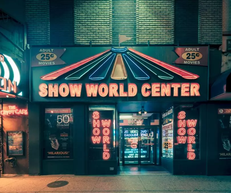 Light On: 사진가 Franck Bohbot은 밤에 도시의 매혹적인 면을 포착합니다. 9180_7