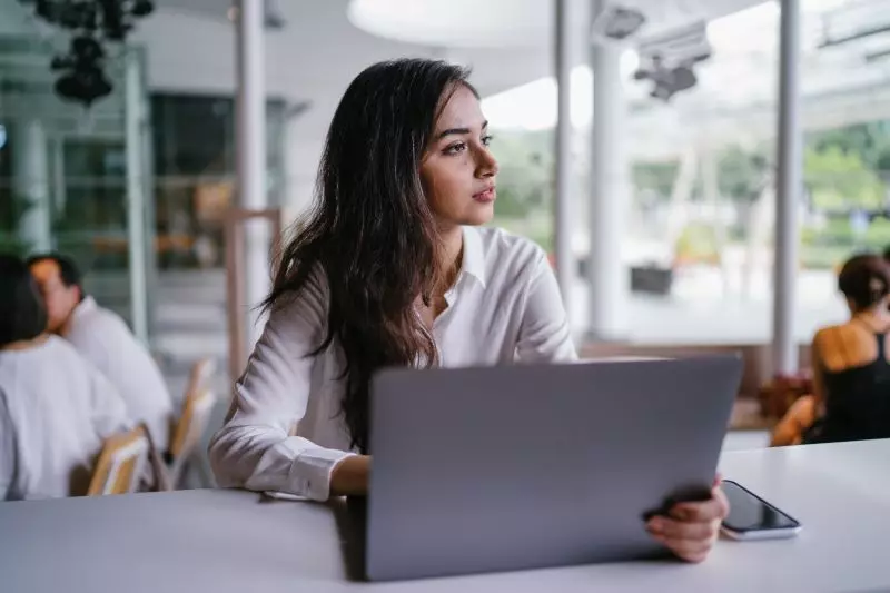 Buku anu saé pikeun ngabantosan anjeun ngatasi kasieun freelancing