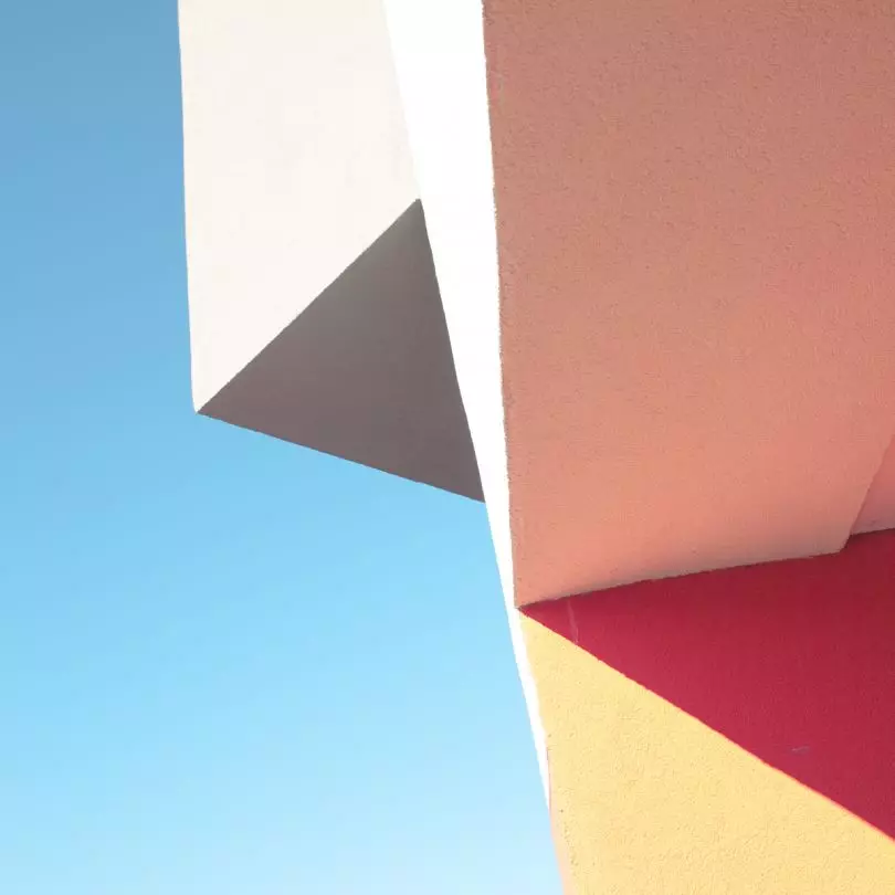 Matthieu Venot xoga máis seguro con fotografías abstractas xeométricas en cor doce 9296_1