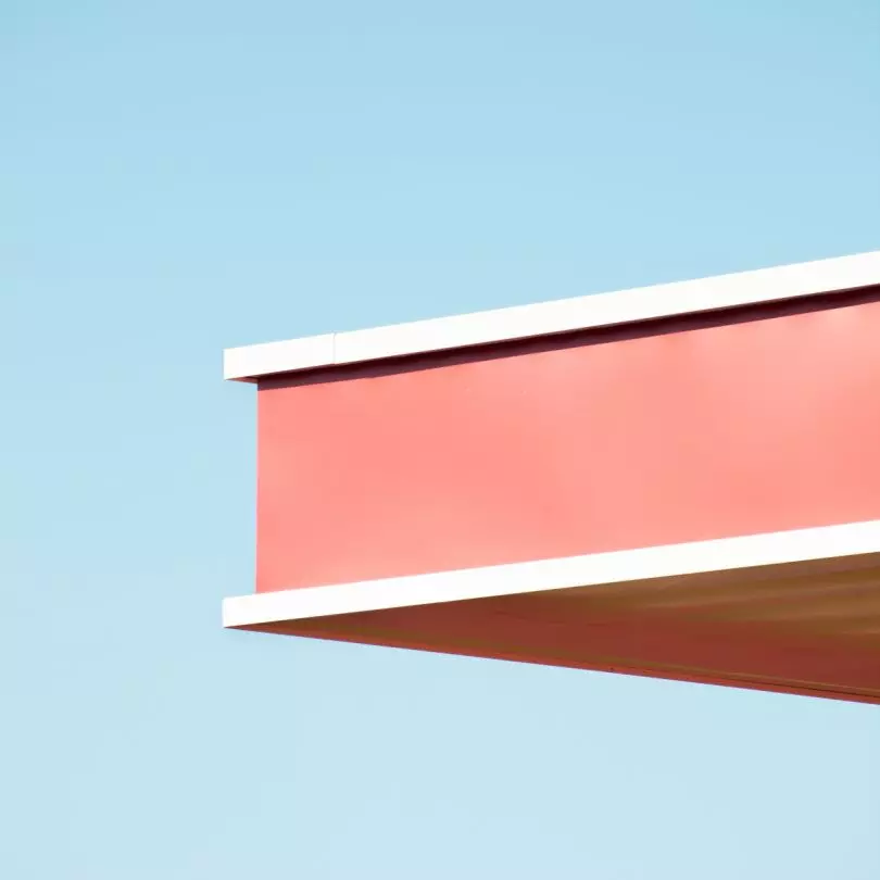 Matthieu Venot spēlē to Drošāk ar ģeometriskām, konfektes krāsas abstraktām fotogrāfijām 9296_3