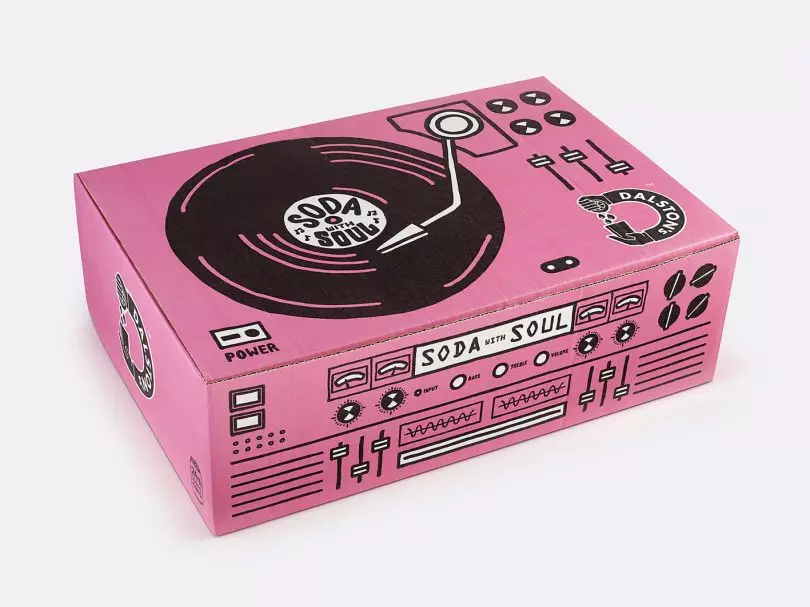 B&B studiodesign 'boom box' stil leveringsbokser for Dalston's Soda 9471_4