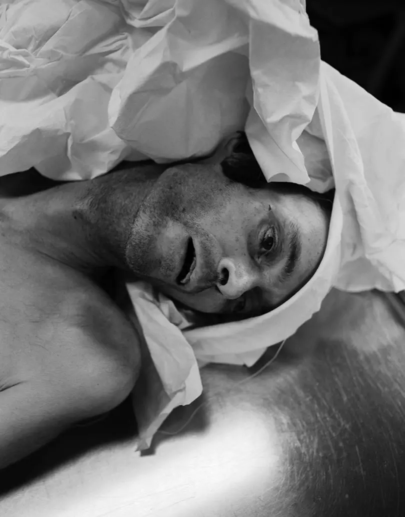 Morgue: Dukumeenti Jeffrey Silverthorne ee dhimashada 1970-yadii Ameerika 9648_4