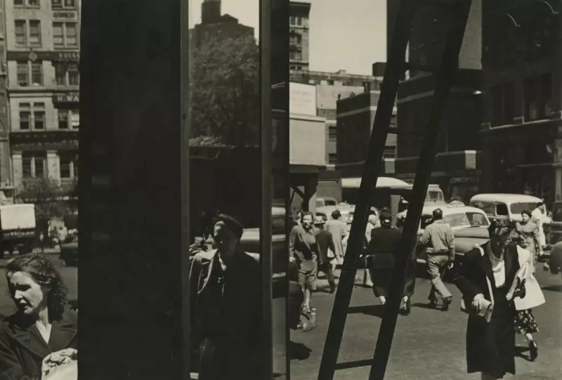 Fotografia di strada mai vista prima di New York in 50 anni di Sy Kattelson
